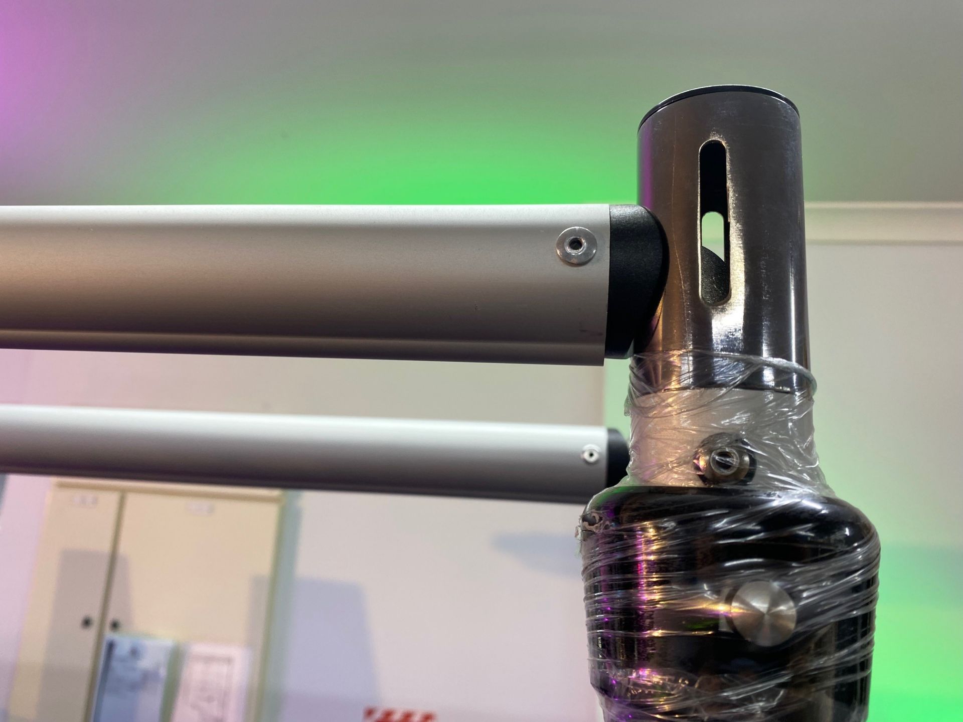 Double adapter for crossbar pole support 9" | Edwards Sound Systems